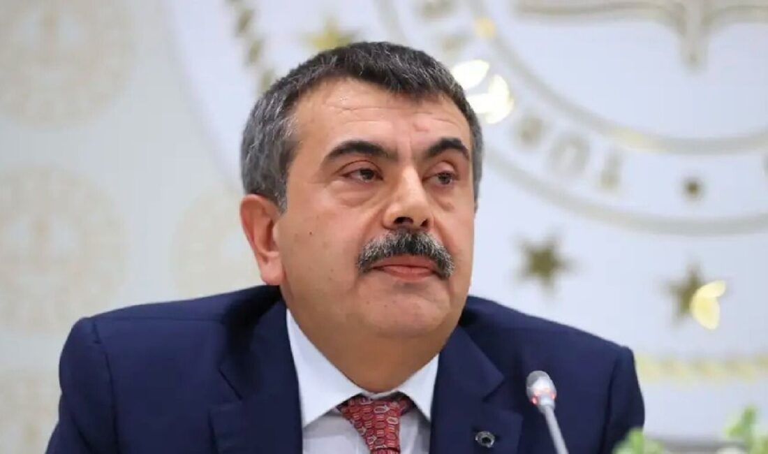 Bakan Tekin ara tatil açıklamasında bulundu | Diyarbakır Söz Bakan Tekin ara tatil açıklamasında bulundu | Diyarbakır Söz